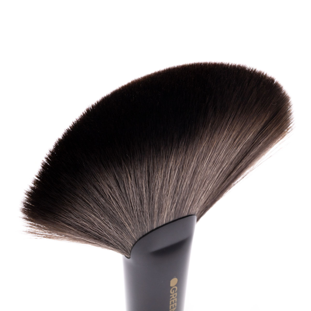 POWDER FAN BRUSH